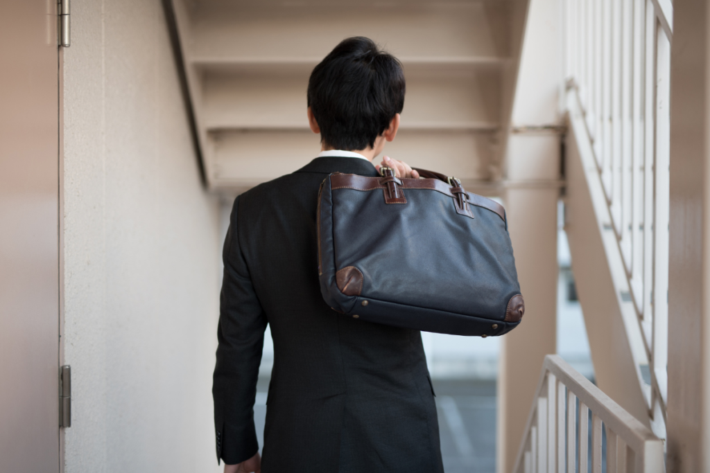 British Slang For Work (Helpful Content!) - Foreign Lingo