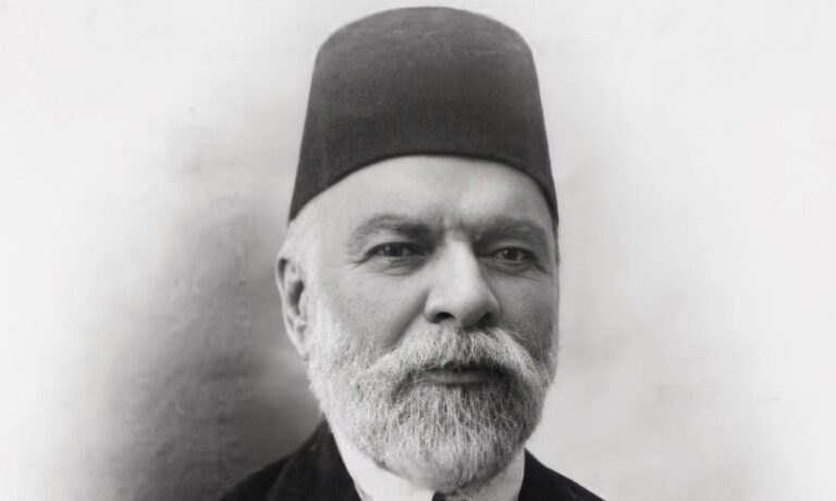 Famous People From Albania (32 Examples!) - Foreign Lingo