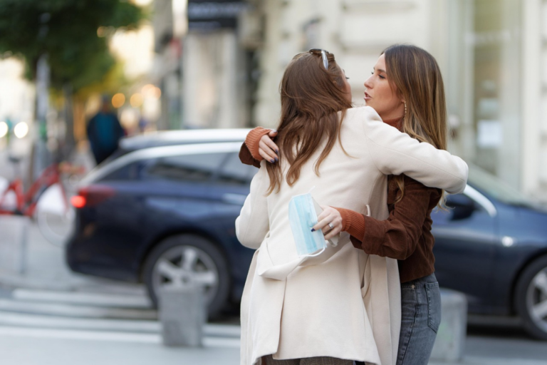 10 Aussie Ways To Say Goodbye And What They Really Mean - Foreign Lingo