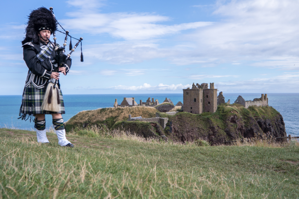 Scottish Stereotypes (10 Examples!) - Foreign Lingo