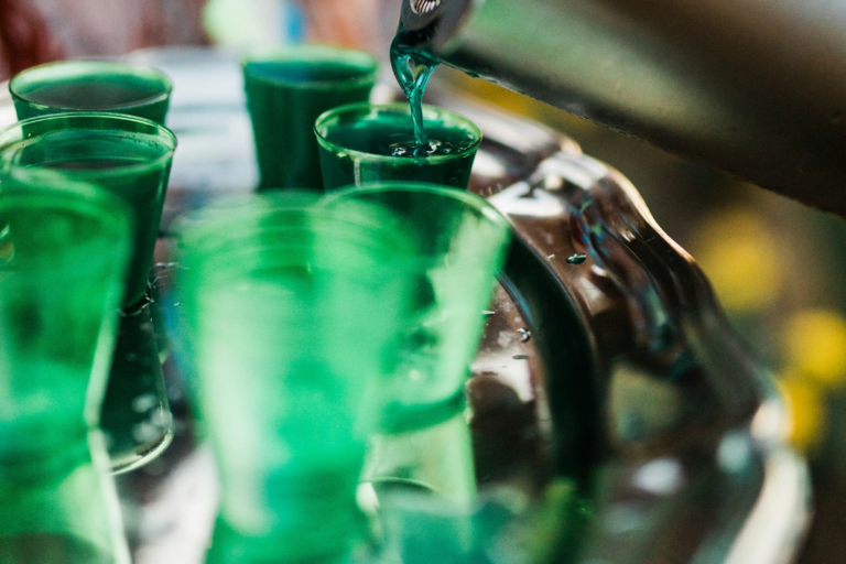 28 Quirky Canadian Ways To Say You’re Drunk - Foreign Lingo