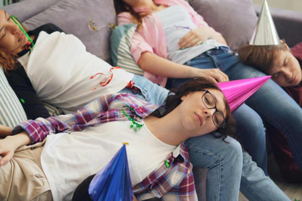 28 Quirky Canadian Ways To Say You’re Drunk - Foreign Lingo